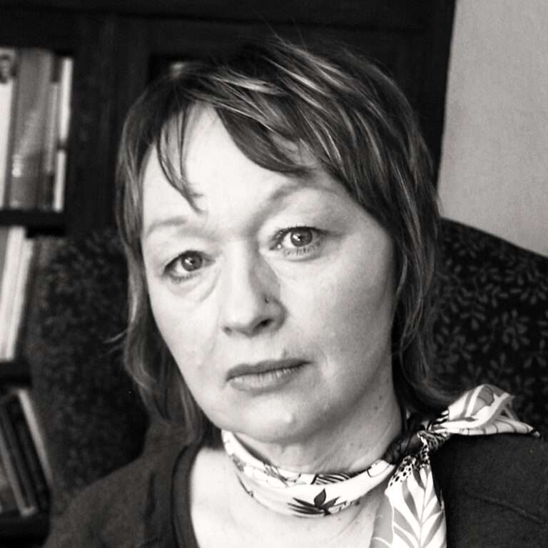 Deanna Young – Antler River Poetry FKA Poetry London